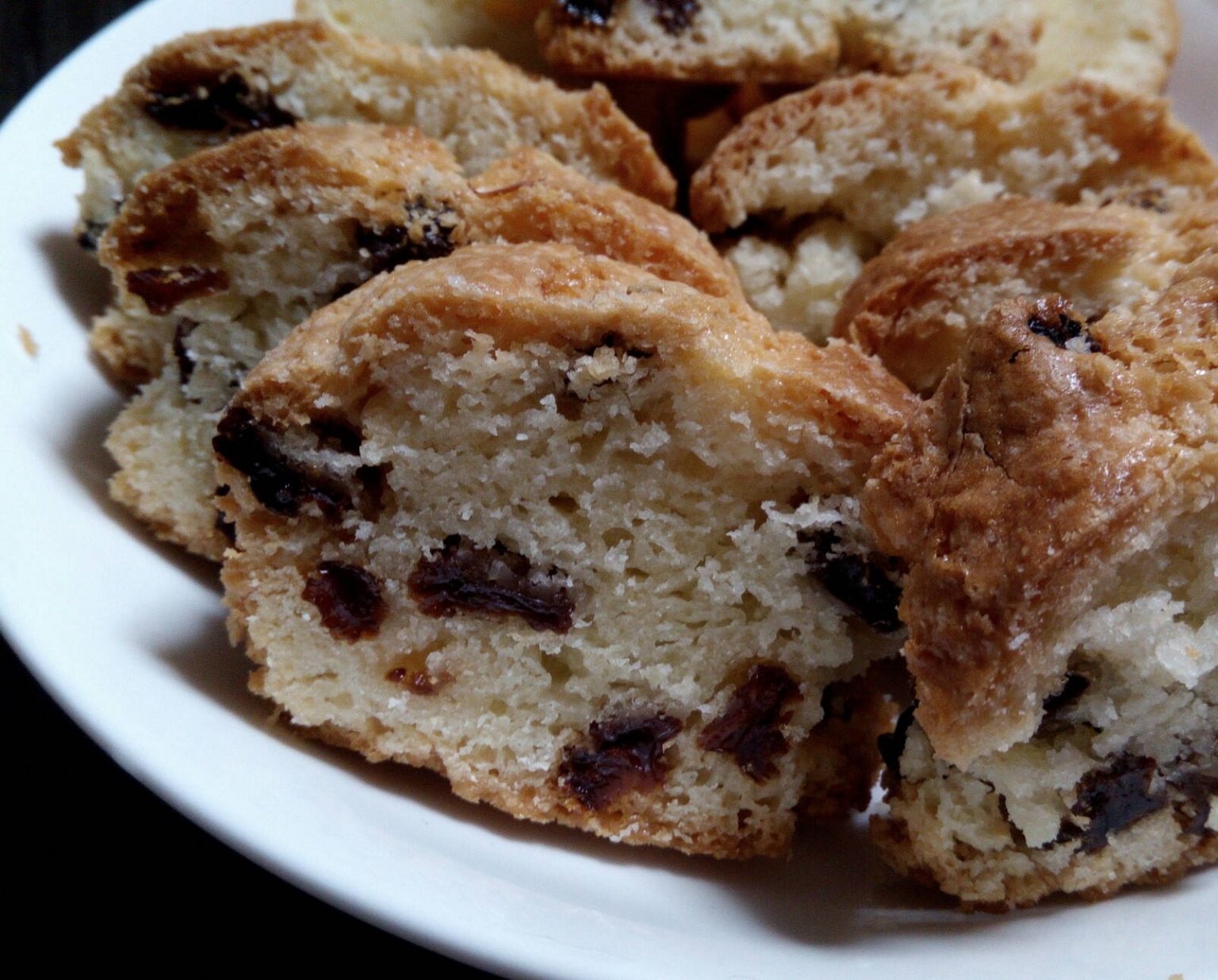 Soy milk Pound Cake with raisins. The texture was Chewy. | Today Trial ...